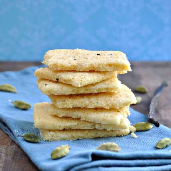 Cardamom Vanilla Bean Shortbread - Pinch and Swirl
