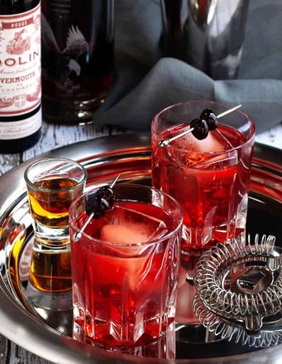 Boulevardier Cocktail Recipe - Pinch and Swirl