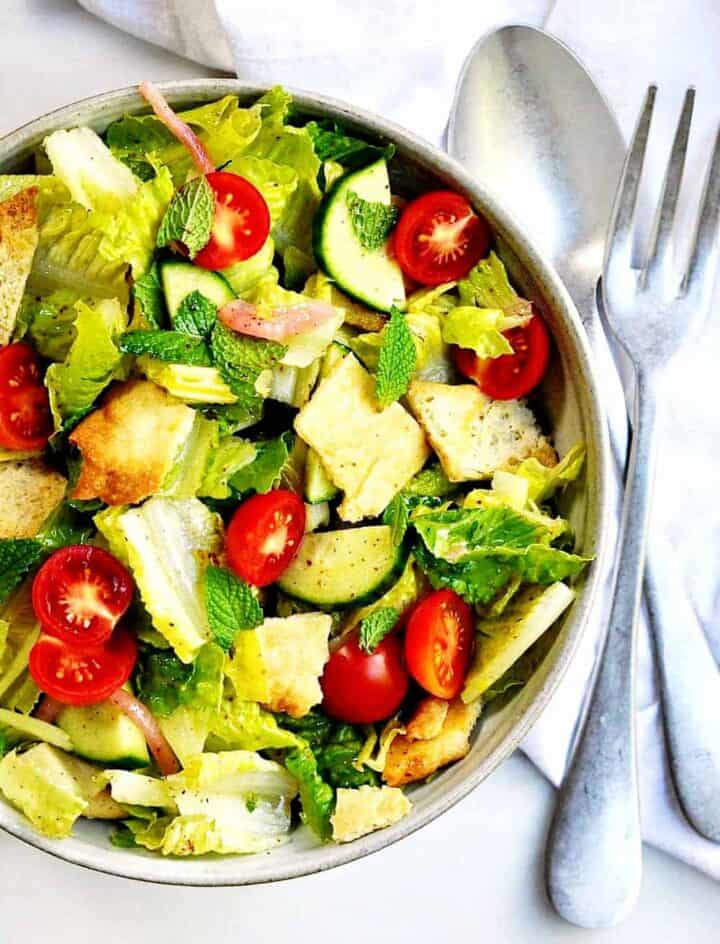 Easy Fattoush Salad Recipe - Pinch and Swirl