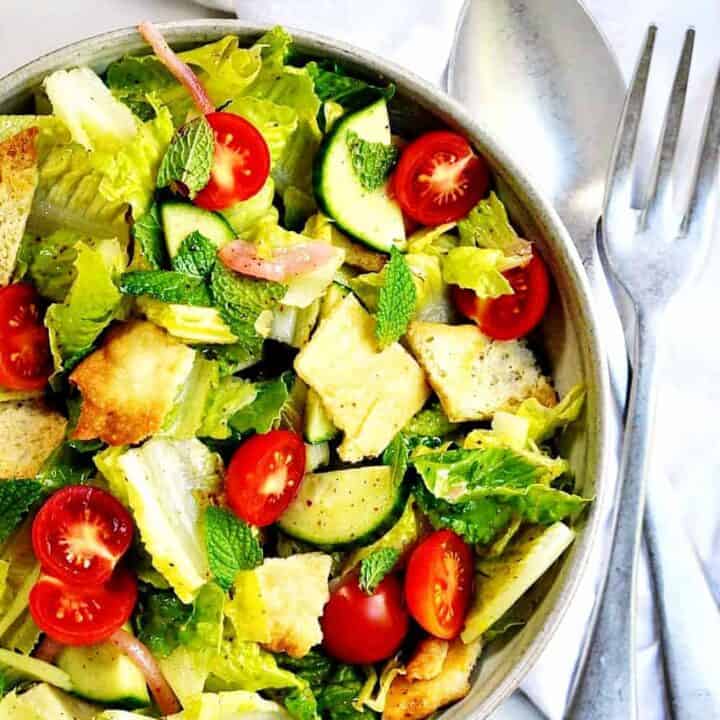 Easy Fattoush Salad Recipe - Pinch and Swirl