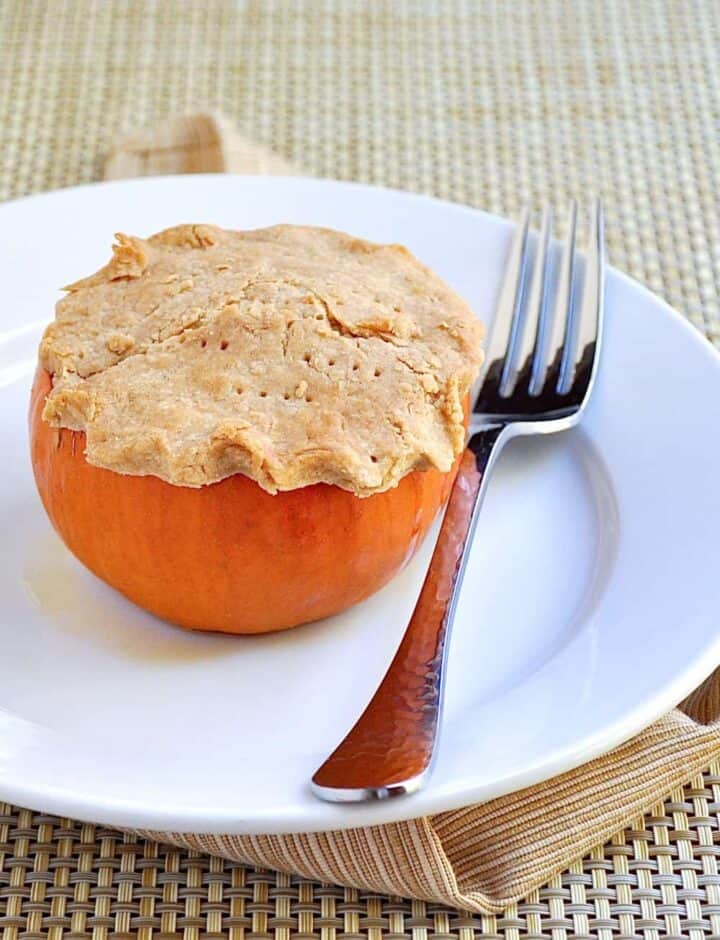 Mini Pumpkin Pies (Baked in a Mini Pumpkin!) - Pinch and Swirl