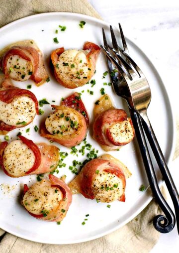 Easy Bacon Wrapped Scallops - Pinch and Swirl