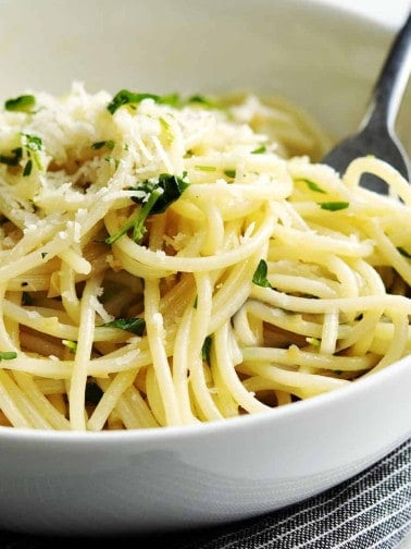 Gemelli Pasta With Lemon And Garlic Pinch And Swirl