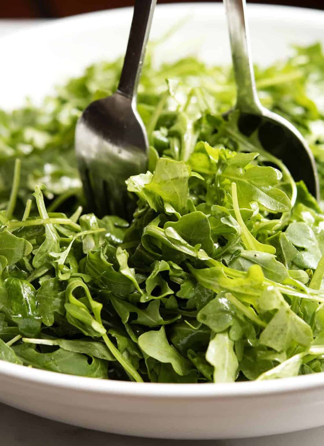 Easy Arugula Salad (Make in 10 minutes!) - Pinch and Swirl