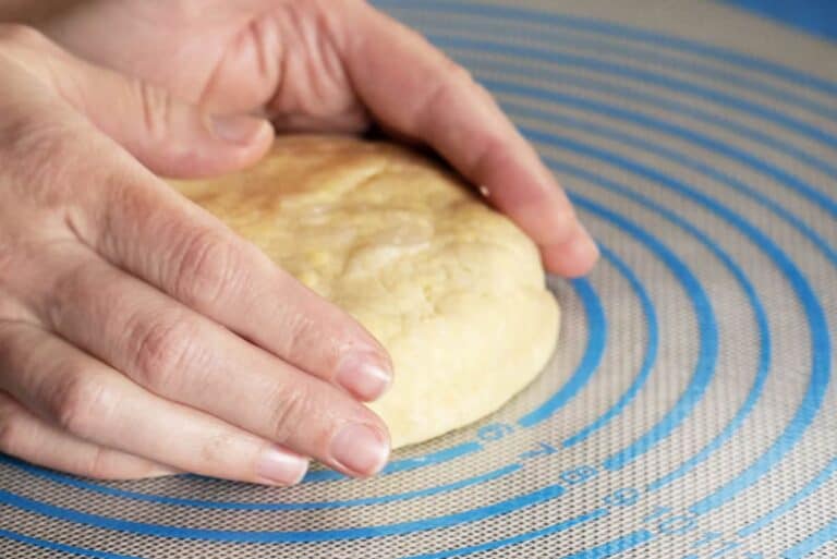 Lard Pie Crust (Ultra Flaky and Tender!) - Pinch and Swirl