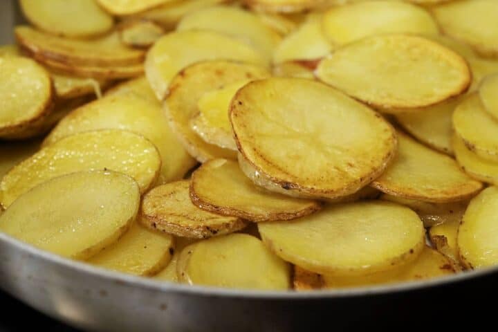 Lyonnaise Potatoes (French classic made easy!) - Pinch and Swirl