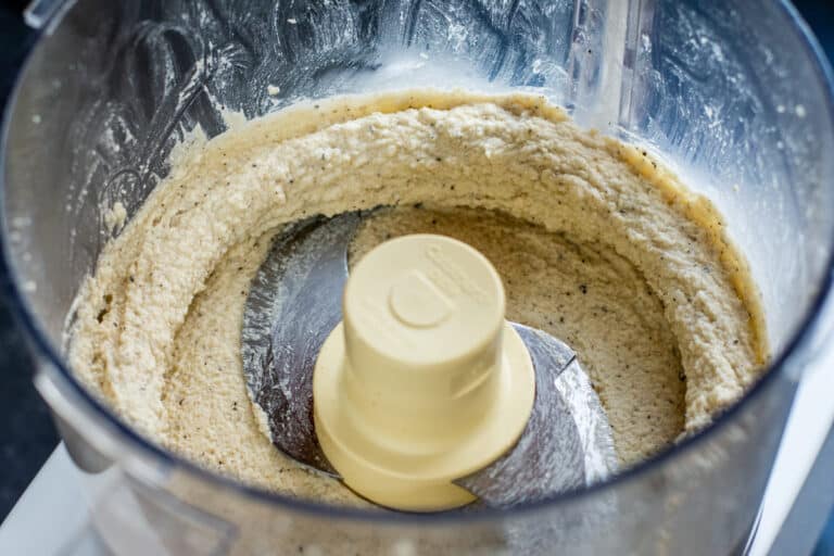 Bucatini Cacio e Pepe (No-Fail Method!) - Pinch and Swirl