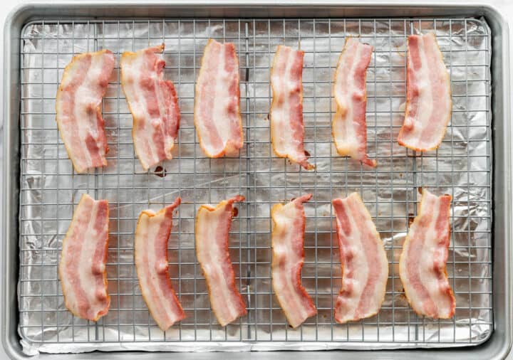 Bacon Wrapped Green Beans - Pinch and Swirl