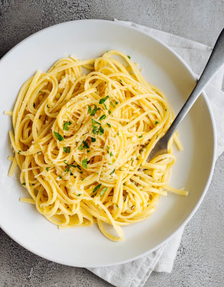Garlic Butter Noodles - Pinch and Swirl