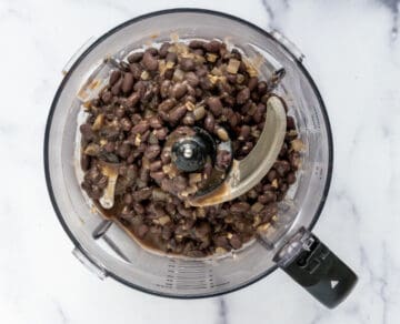 Easy Refried Black Beans Recipe (25 Minutes) - Pinch and Swirl
