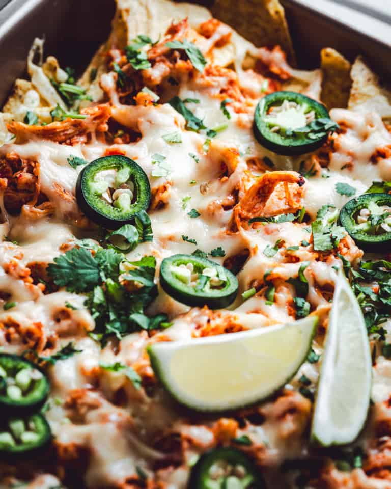 Easy Sheet Pan Shredded Chicken Nachos (Ready in 20 Minutes!) - Pinch ...