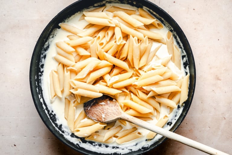 Steak Pasta (30 minute recipe!) - Pinch and Swirl