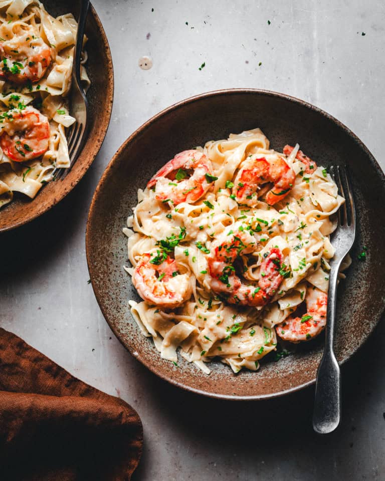 Creamy Garlic Shrimp Pasta - Pinch and Swirl